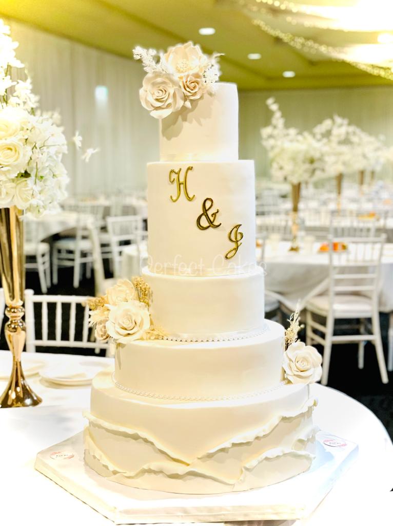 Garden Rose Ruffles Wedding Cake – Perfect Cakes Perth